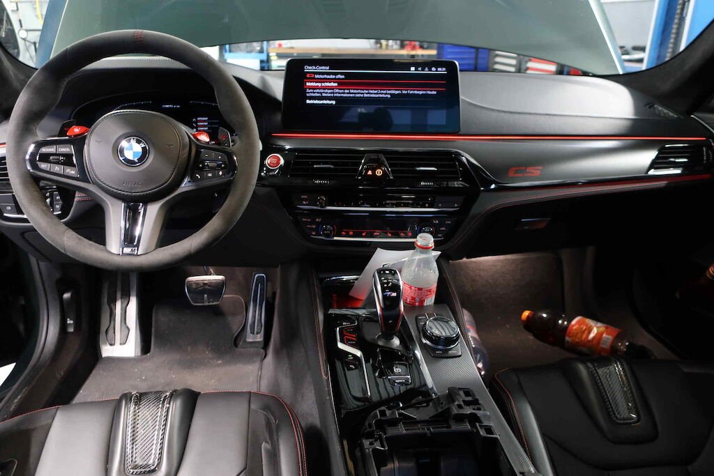 2022 BMW M5 XDRIVE CS - Szwajcarska Dolina