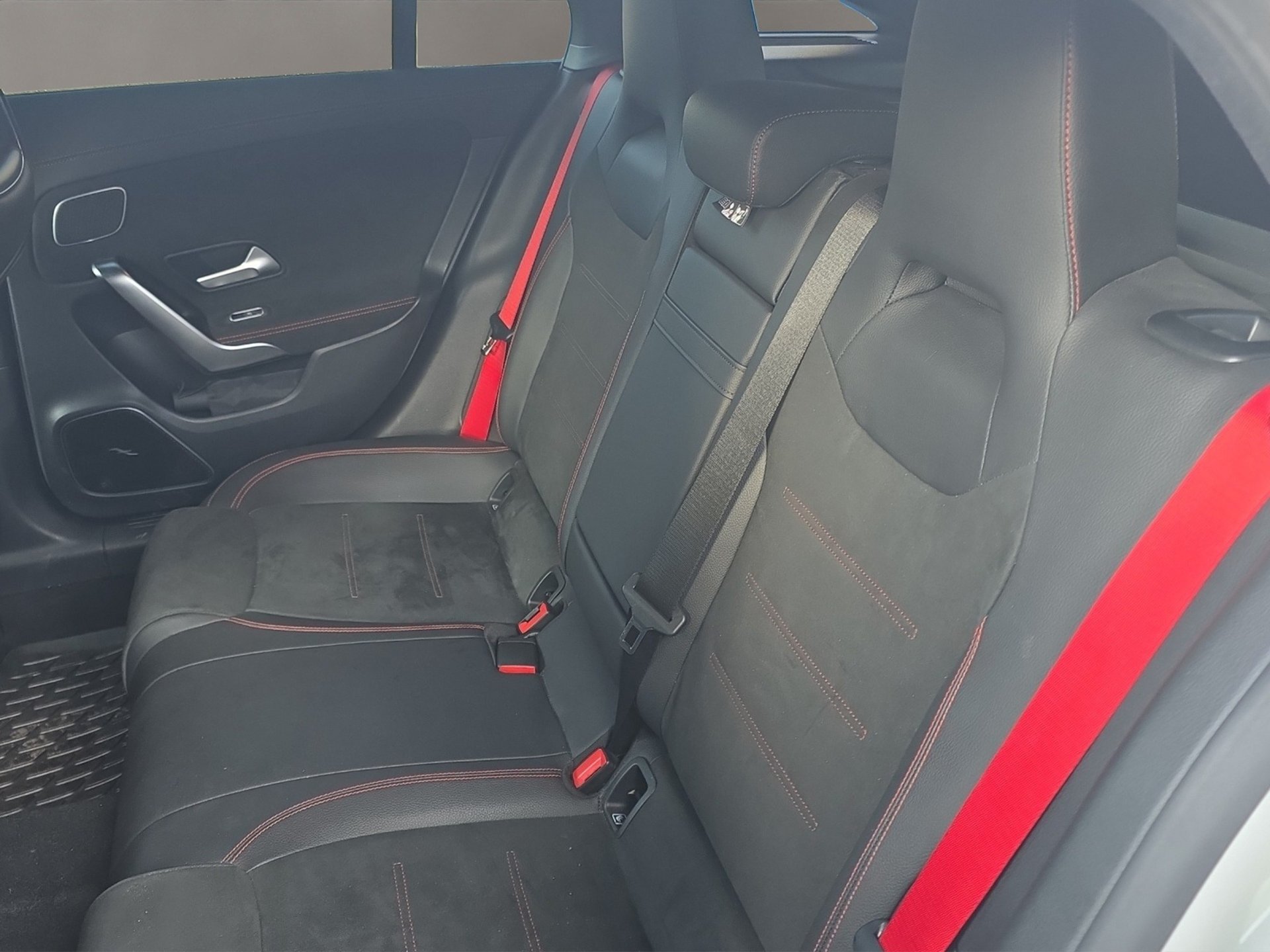2020 MERCEDES-BENZ AMG CLA 45 S - Szwajcarska Dolina