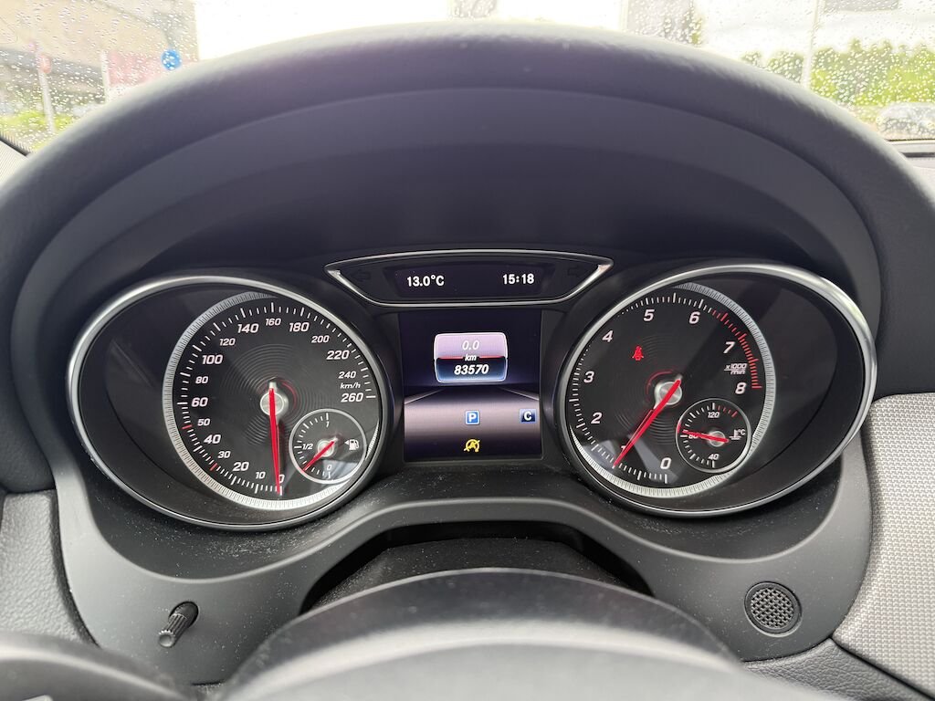 2018 Mercedes Benz GLA 200 Urban - Szwajcarska Dolina