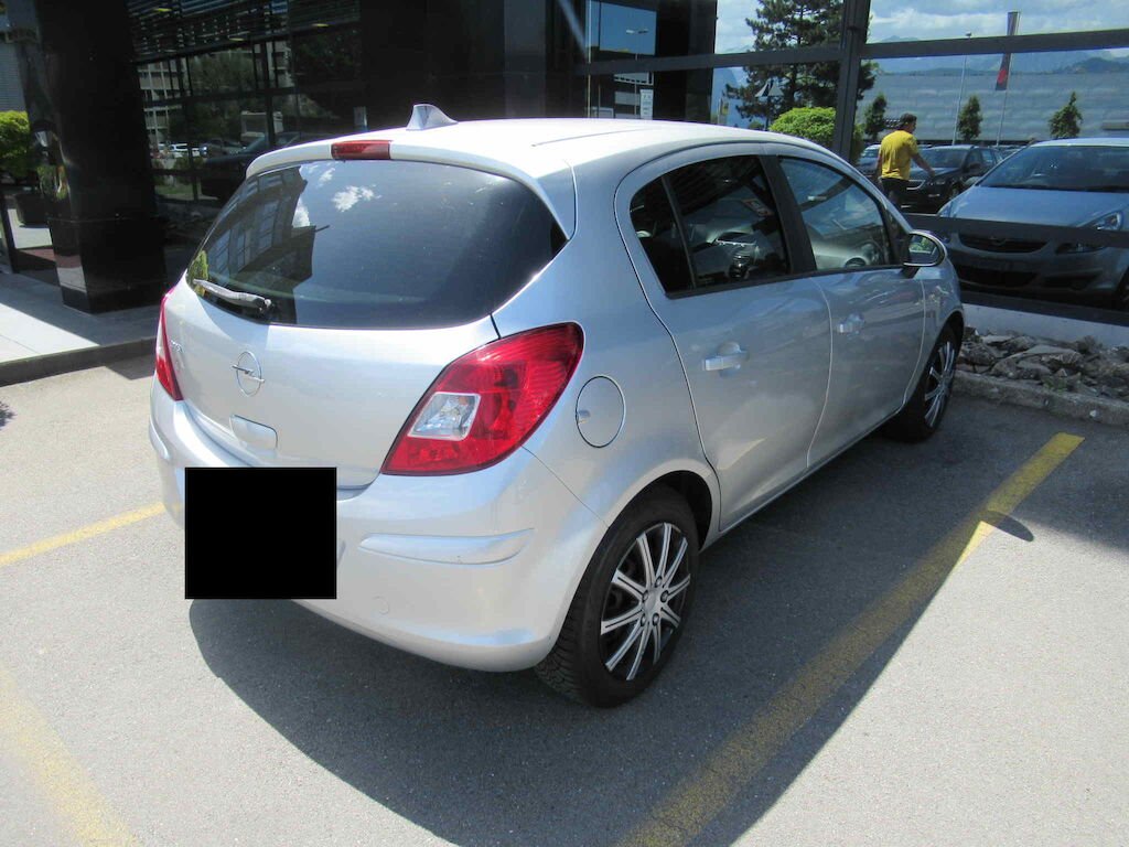 2011 OPEL CORSA 1.4 COLOR EDITION - Szwajcarska Dolina