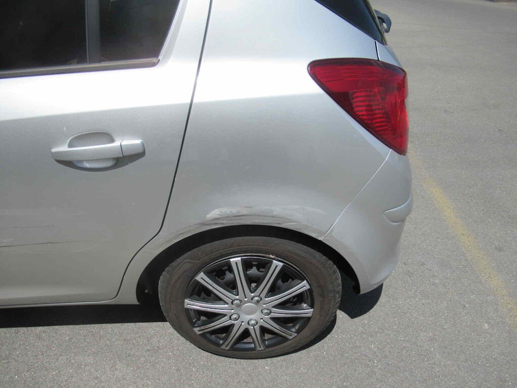 2011 OPEL CORSA 1.4 COLOR EDITION - Szwajcarska Dolina