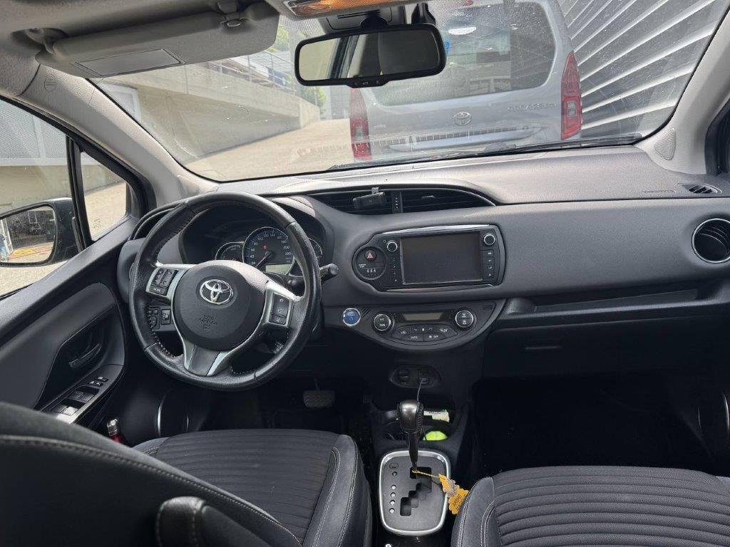 2016 Toyota Yaris 1.5 VVTi HSD Sol Premium 1.5, 73 HP - Szwajcarska Dolina